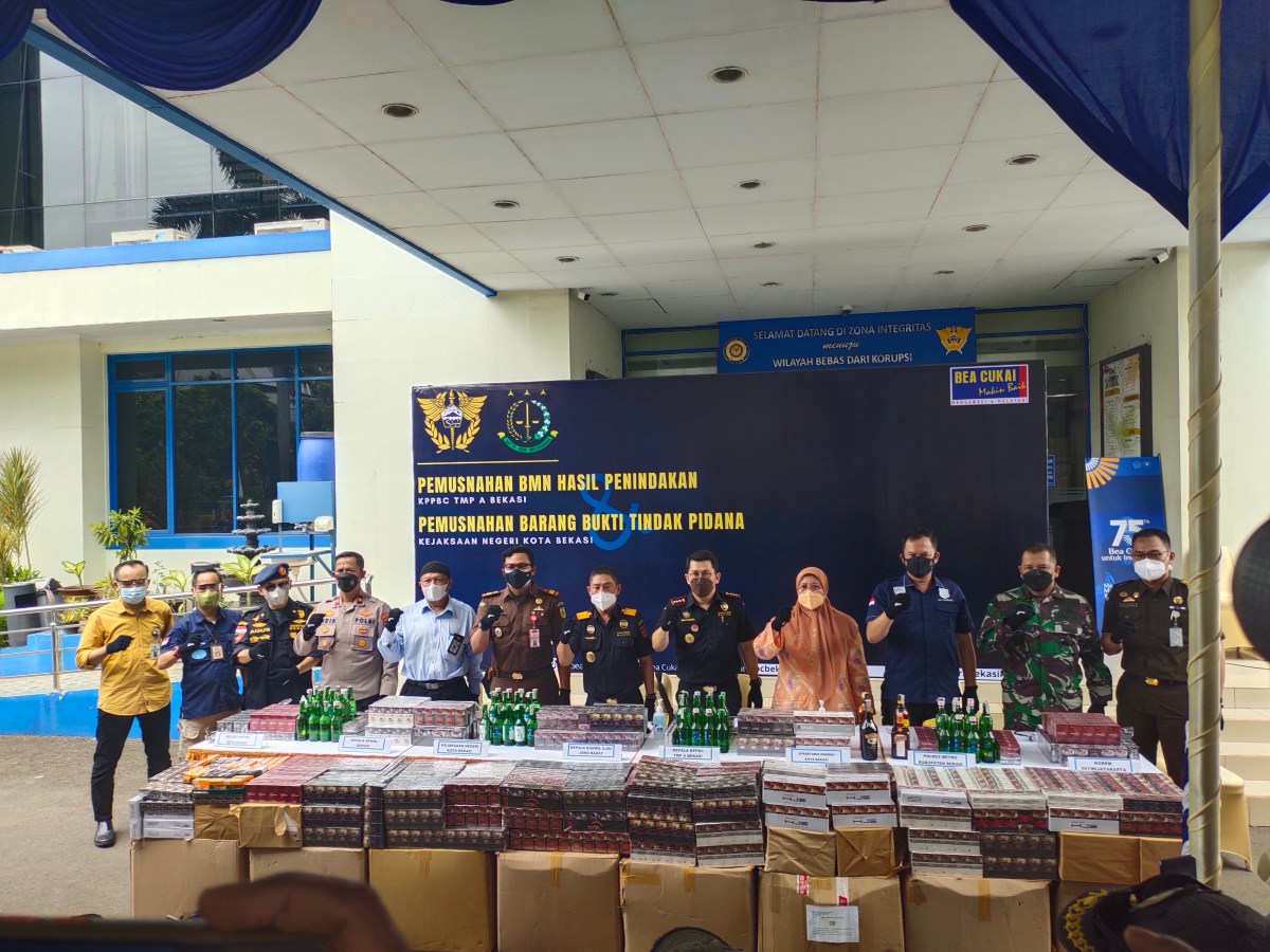 Kantor Bea Cukai Bekasi Musnahkan Rokok Ilegal 6.654.560 Batang Dan ...