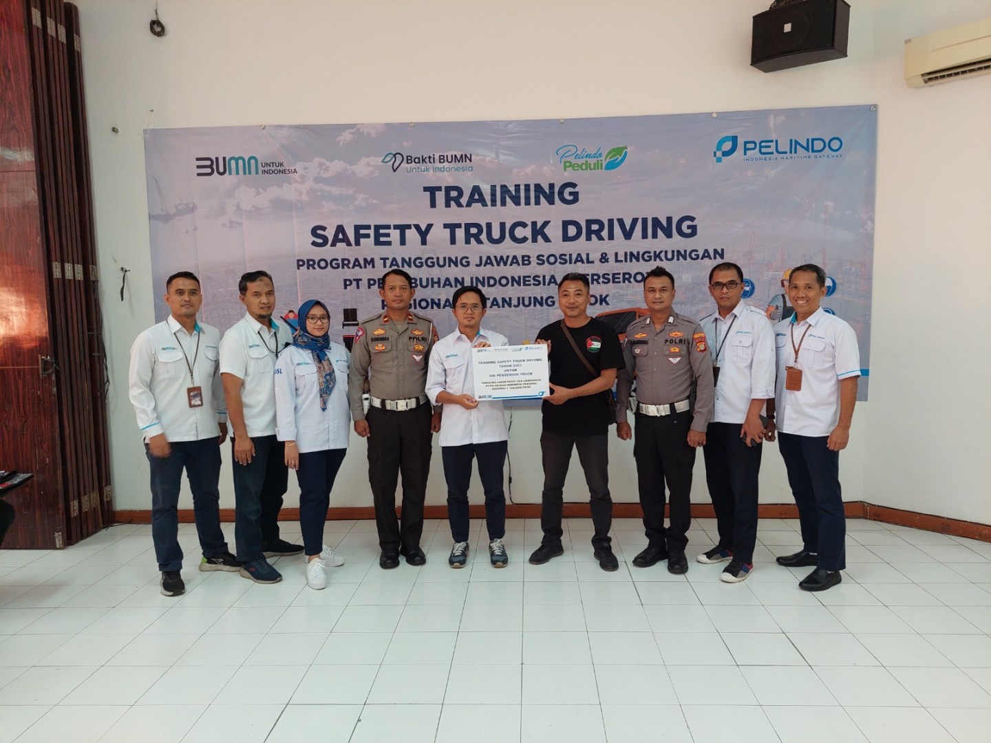 Program TJSL Pelindo Regional 2 Tanjung, Gelar Training Safety Truck ...