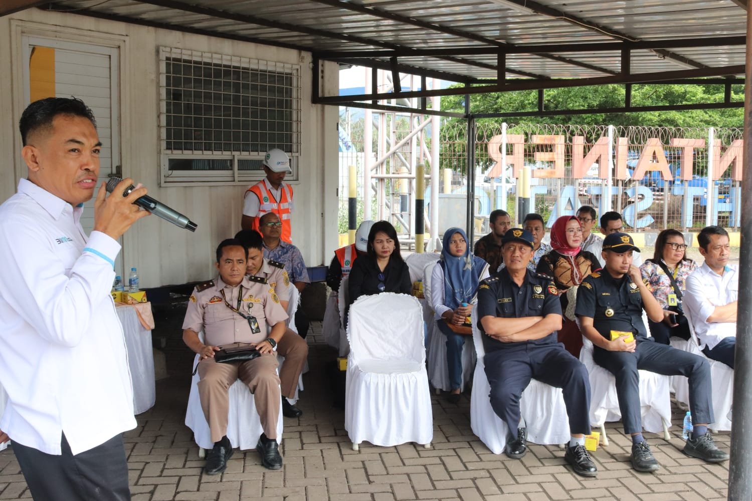 IPC TPK Luncurkan Layanan Container Freight Station (CFS) di Area ...